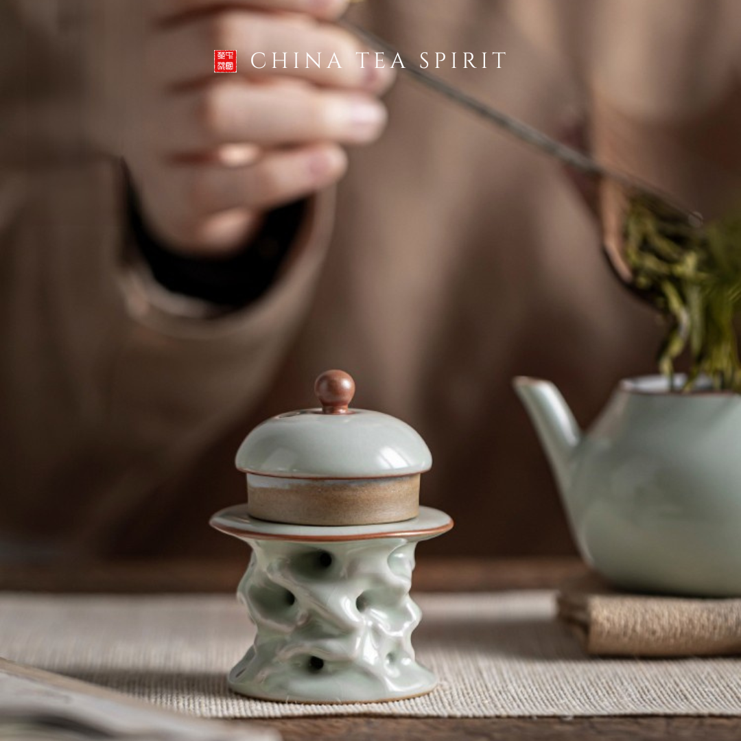 Vintage Creative Ceramics Kung Fu Tea Lid Holder - China Tea Spirit