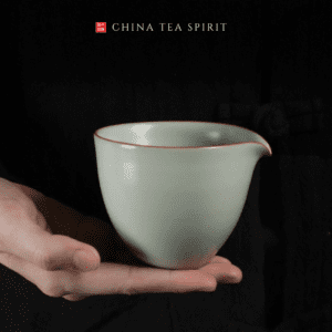Wood Handle Thickened Glass Mountain Fair Cup Gong Dao Bei