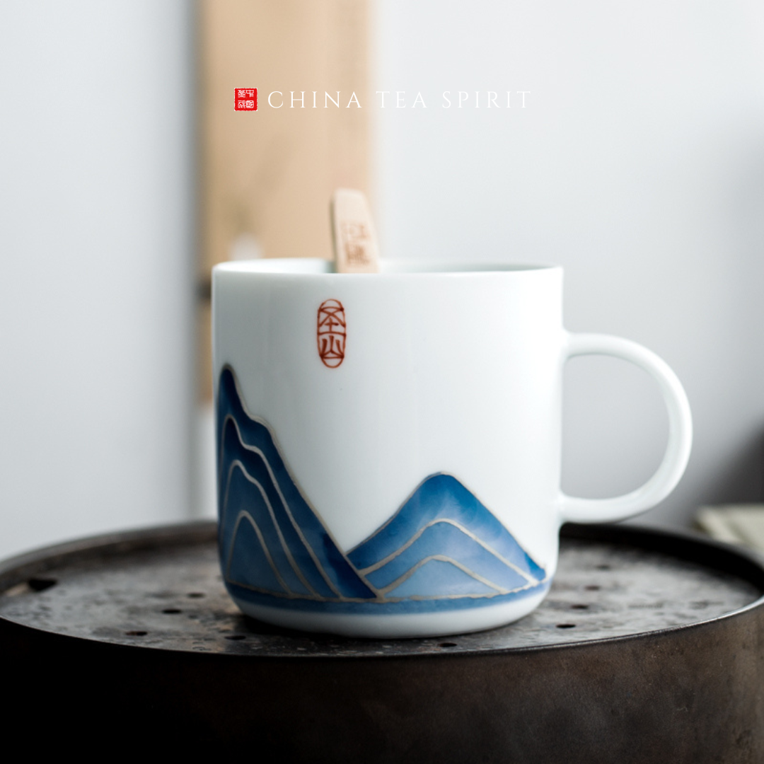 Vintage Hand-painted Ceramics Qinghua Mountain Mug - China Tea Spirit