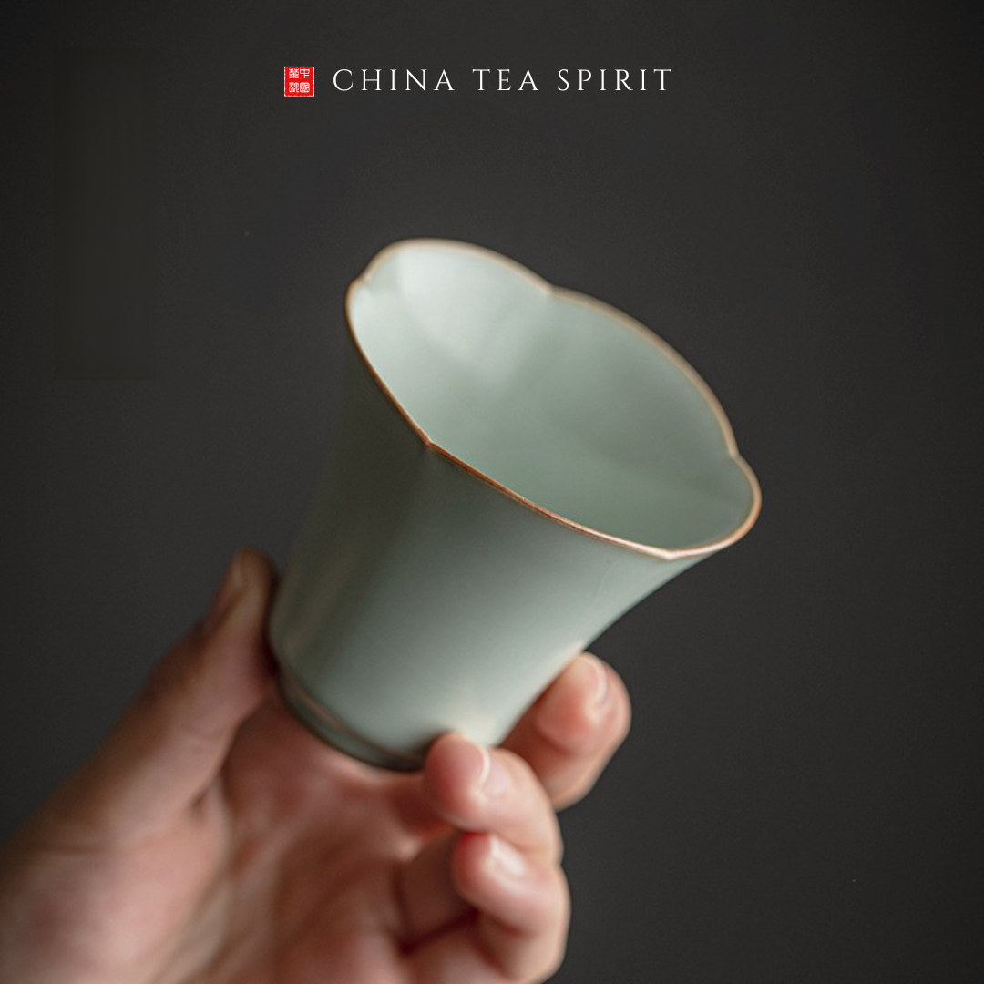Vintage Simple Chic Ceramics Petal Shaped Tea Cup - China Tea Spirit