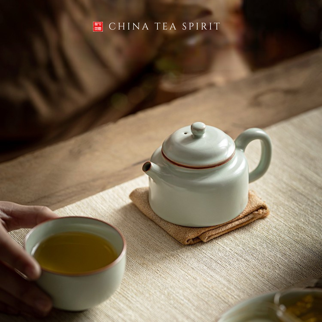 Vintage Simple Chic Ceramics De Zhong Teapot - China Tea Spirit
