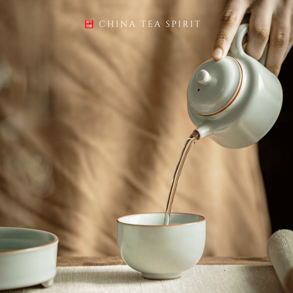 Vintage Simple Chic Ceramics De Zhong Teapot - China Tea Spirit