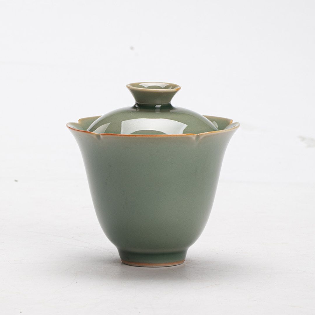 Yue Ware Ceramic Flower Shaped Gaiwan - China Tea Spirit