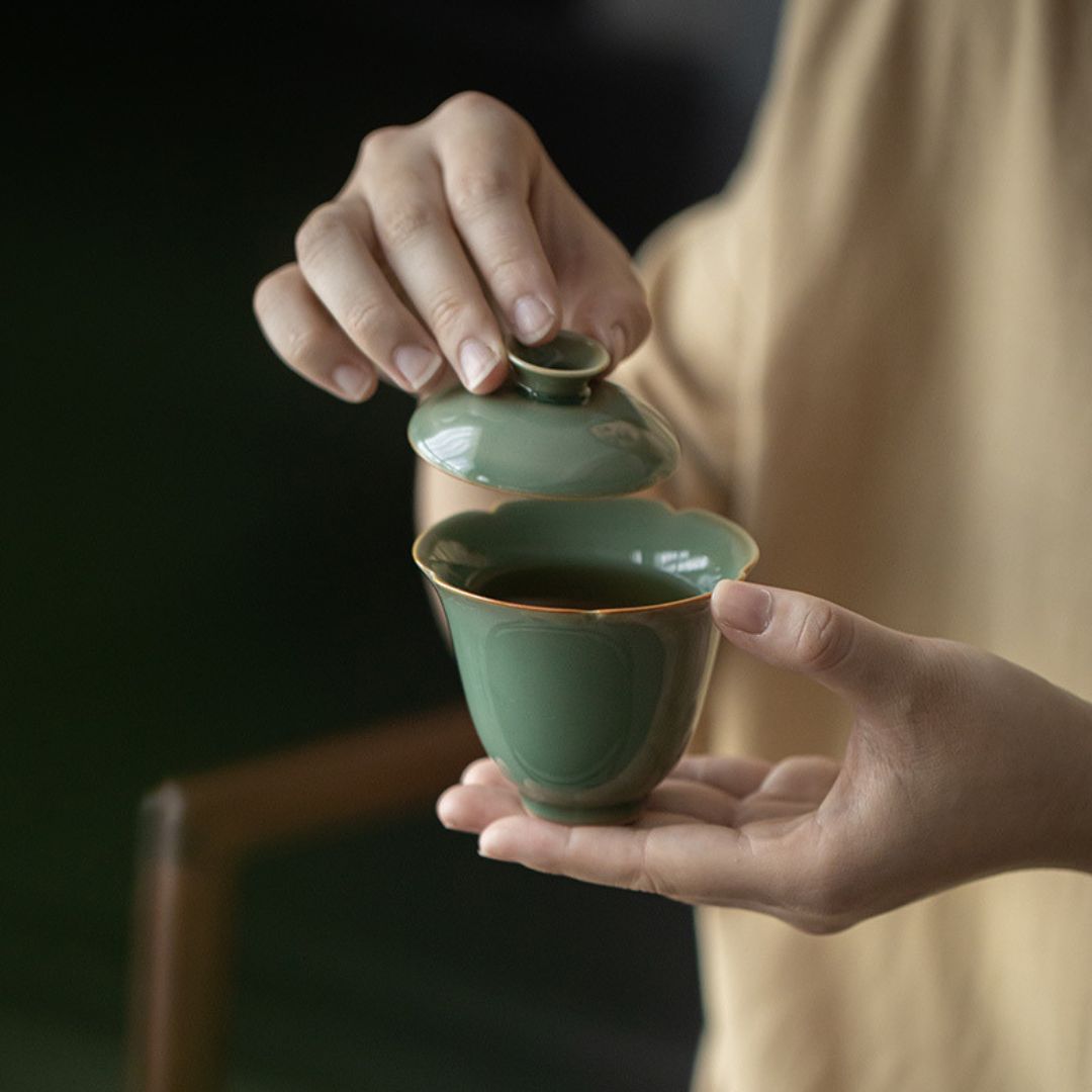 Yue Ware Ceramic Flower Shaped Gaiwan - China Tea Spirit