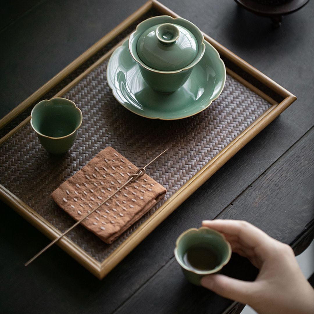 Yue Ware Ceramic Flower Shaped Gaiwan - China Tea Spirit