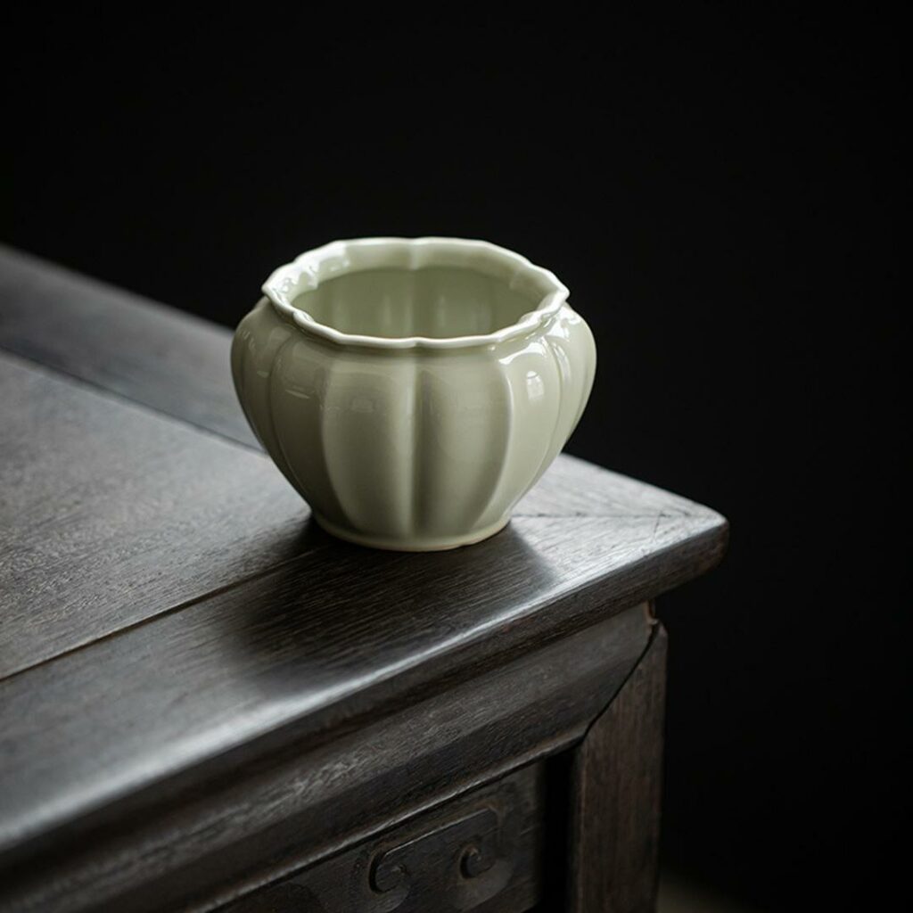 Grey Glaze Vintage Ceramic Buddha's Hand Tea Basin - China Tea Spirit