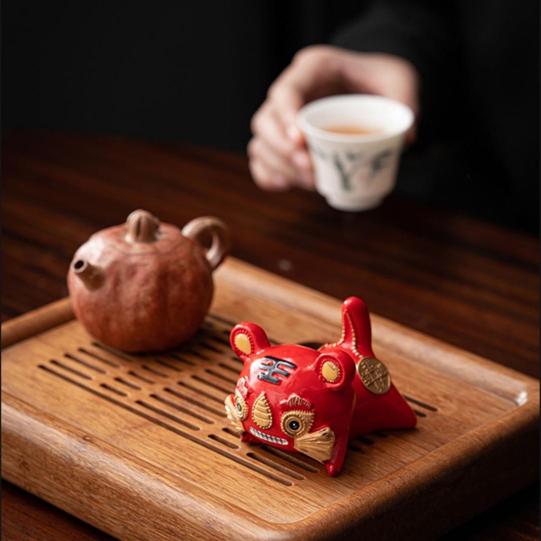 Creative Color Changing Ceramic Cloth Tiger Tea Pet - China Tea Spirit