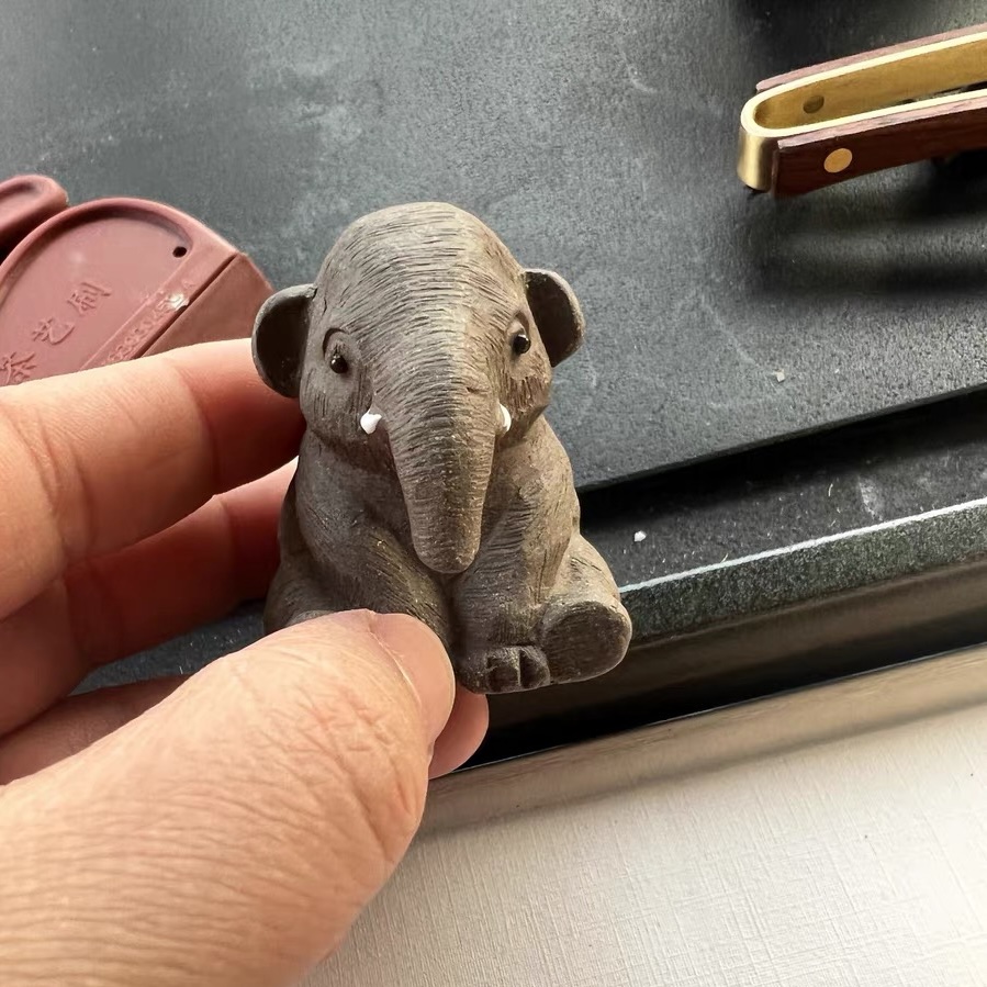 Yixing Clay Cute Little Sitting Elephant Tea Pet - China Tea Spirit