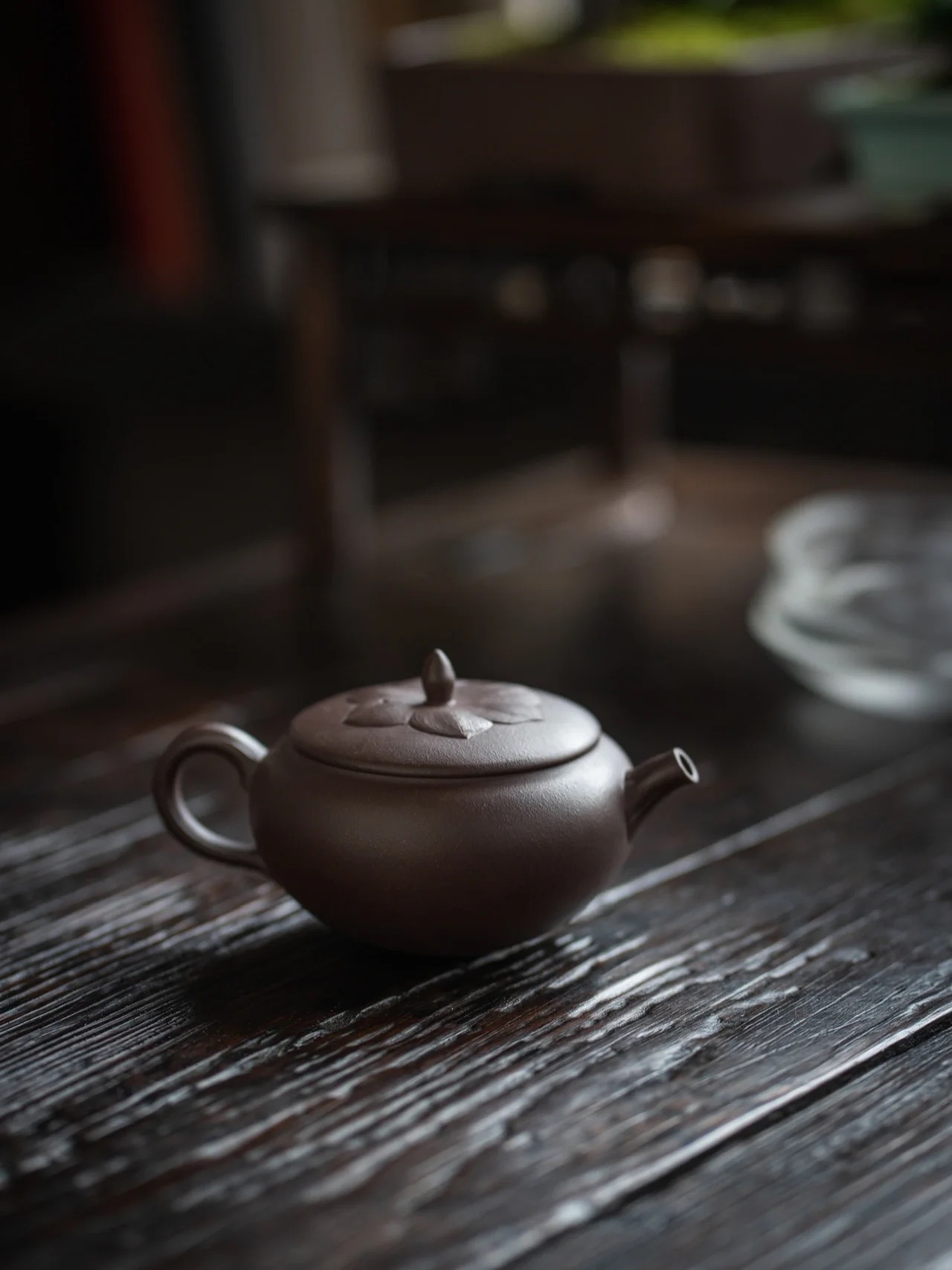 Aged Zini Wu Chen Lotus 170ml Yixing Teapot - China Tea Spirit