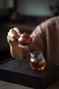 Zhuni Curved Spout Shui Ping 110ml Yixing Teapot - China Tea Spirit