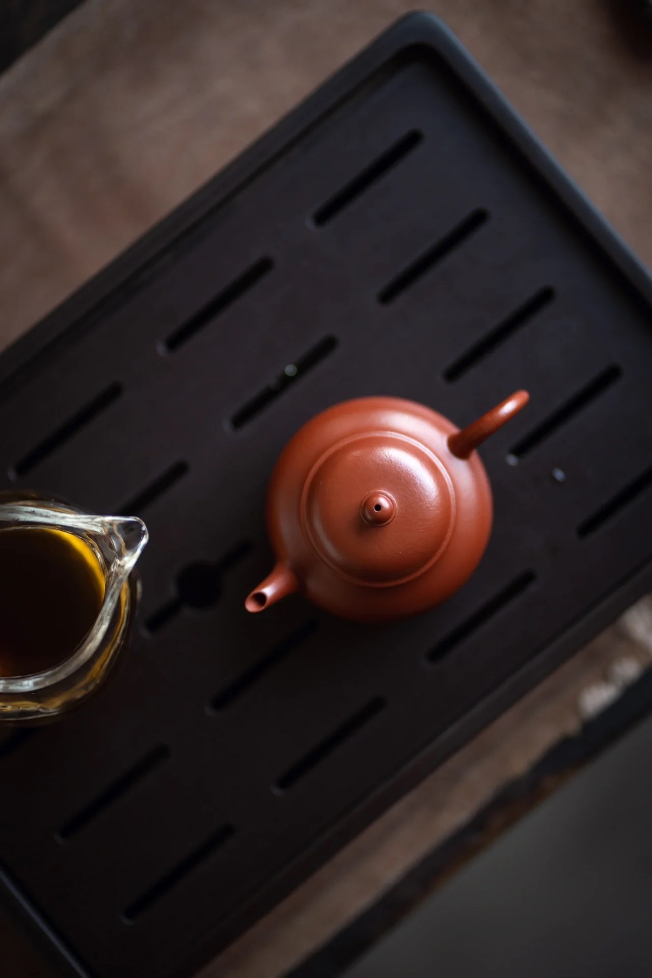 Zhuni Curved Spout Shui Ping 110ml Yixing Teapot - China Tea Spirit