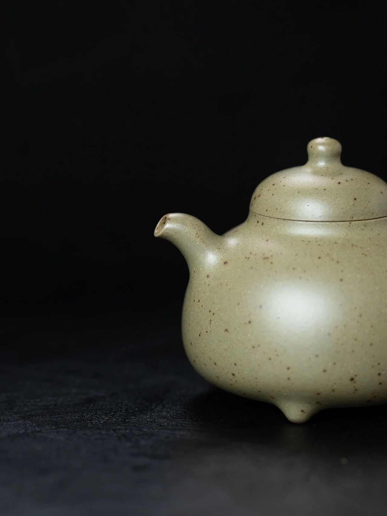 Duanni Dou Qing Ru Ding 160ml Yixing Teapot - China Tea Spirit