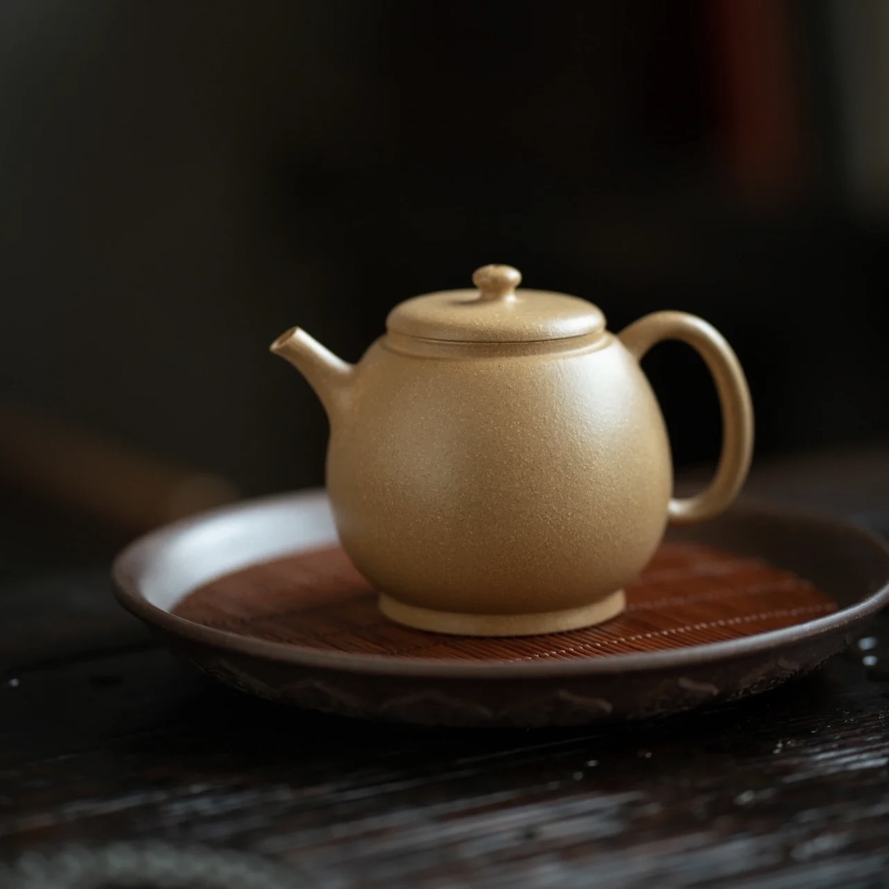 Aged Duanni Ming Style Dragon Egg 160ml Yixing Teapot - China Tea Spirit