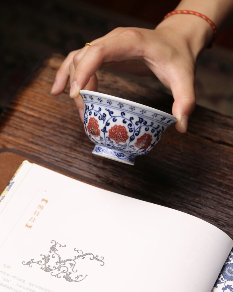 Fully Hand-painted Qinghua Underglaze Red Twined Lotus 120ml Tea Cup ...