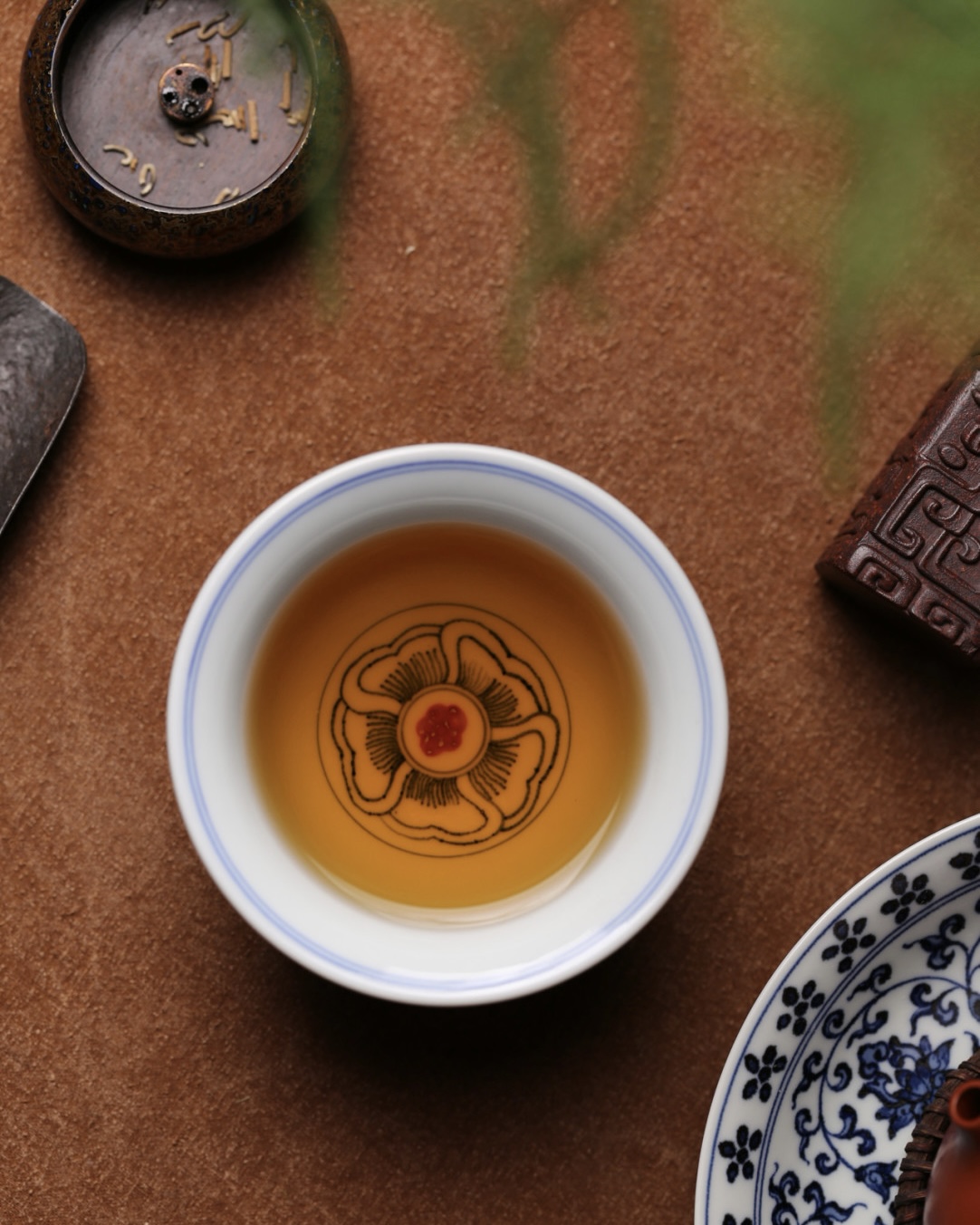 Fully Hand-painted Qinghua Underglaze Red Twined Lotus 120ml Tea Cup ...