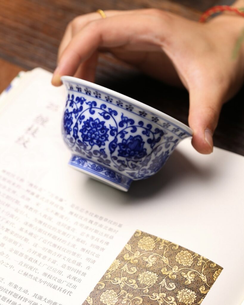 Fully Hand-painted Qinghua Ceramic Twined Lotus Two Lions 120ml Tea Cup ...