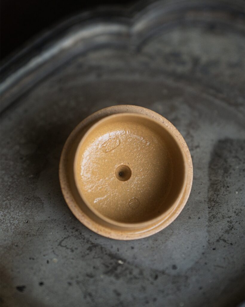 Half Handmade Duanni Gourd Wen Dan 140ml Yixing Teapot - China Tea Spirit