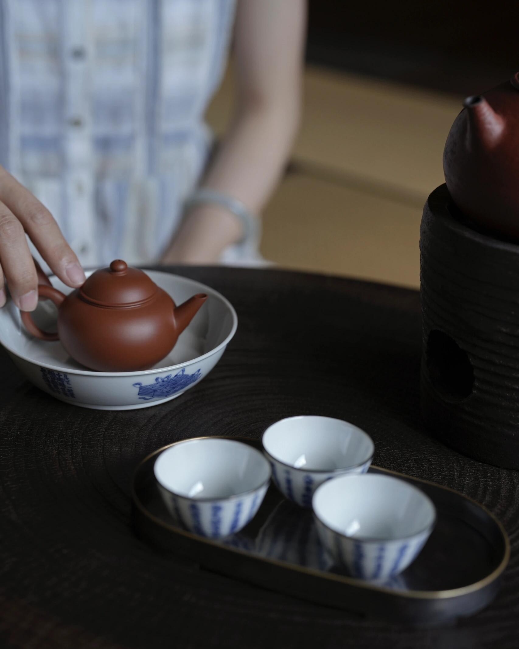Hand-painted Qinghua Ceramic Poem Tea Boat - China Tea Spirit