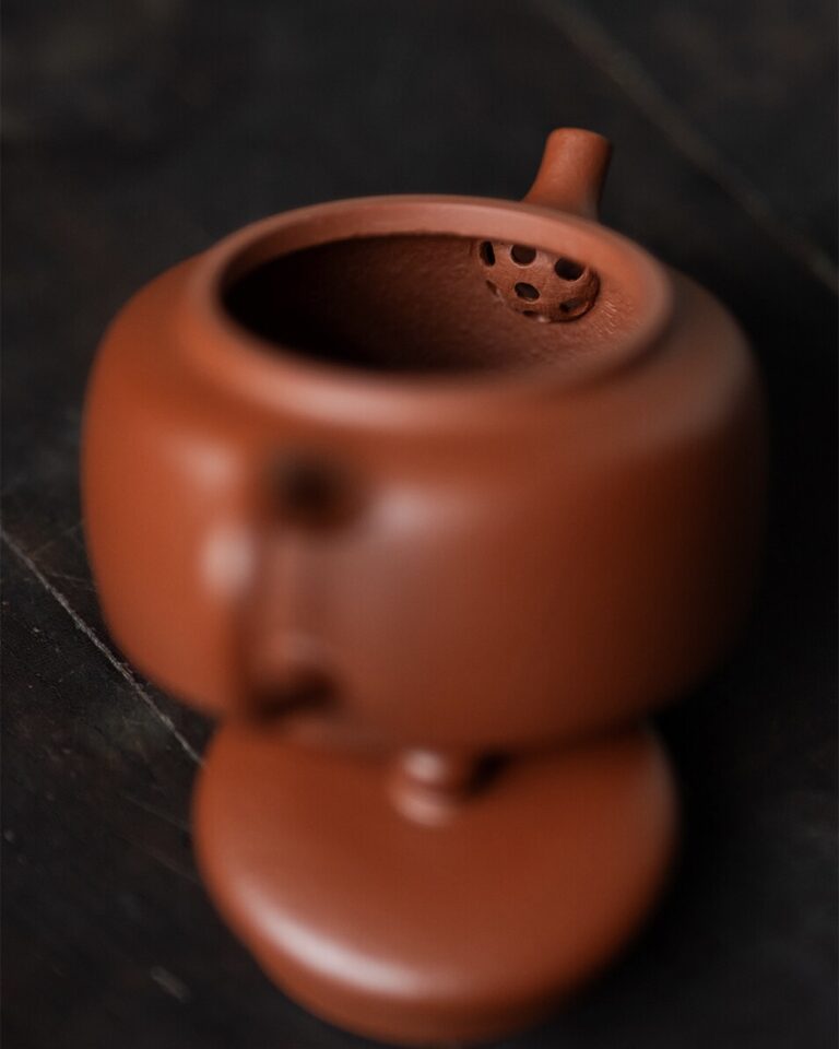 Zhuni De Zhong 130ml Yixing Teapot - China Tea Spirit