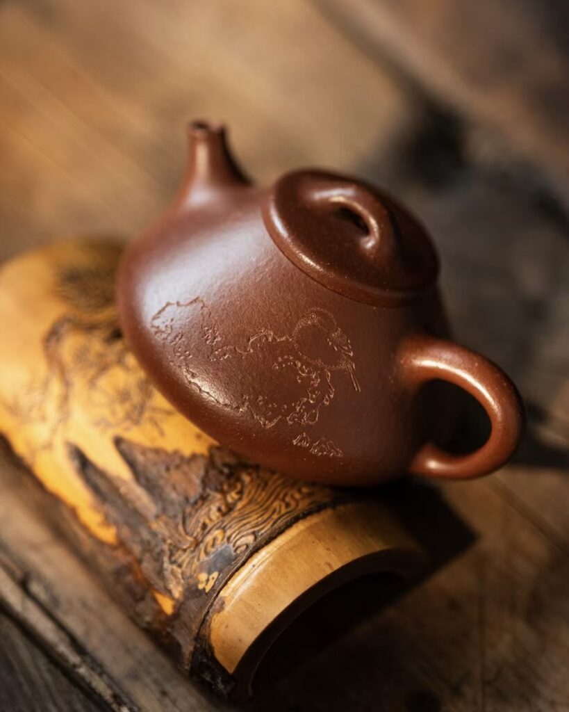 Half Handmade Jiang Po Ni Xin Zhou Shi Piao 120ml Yixing Teapot - China ...