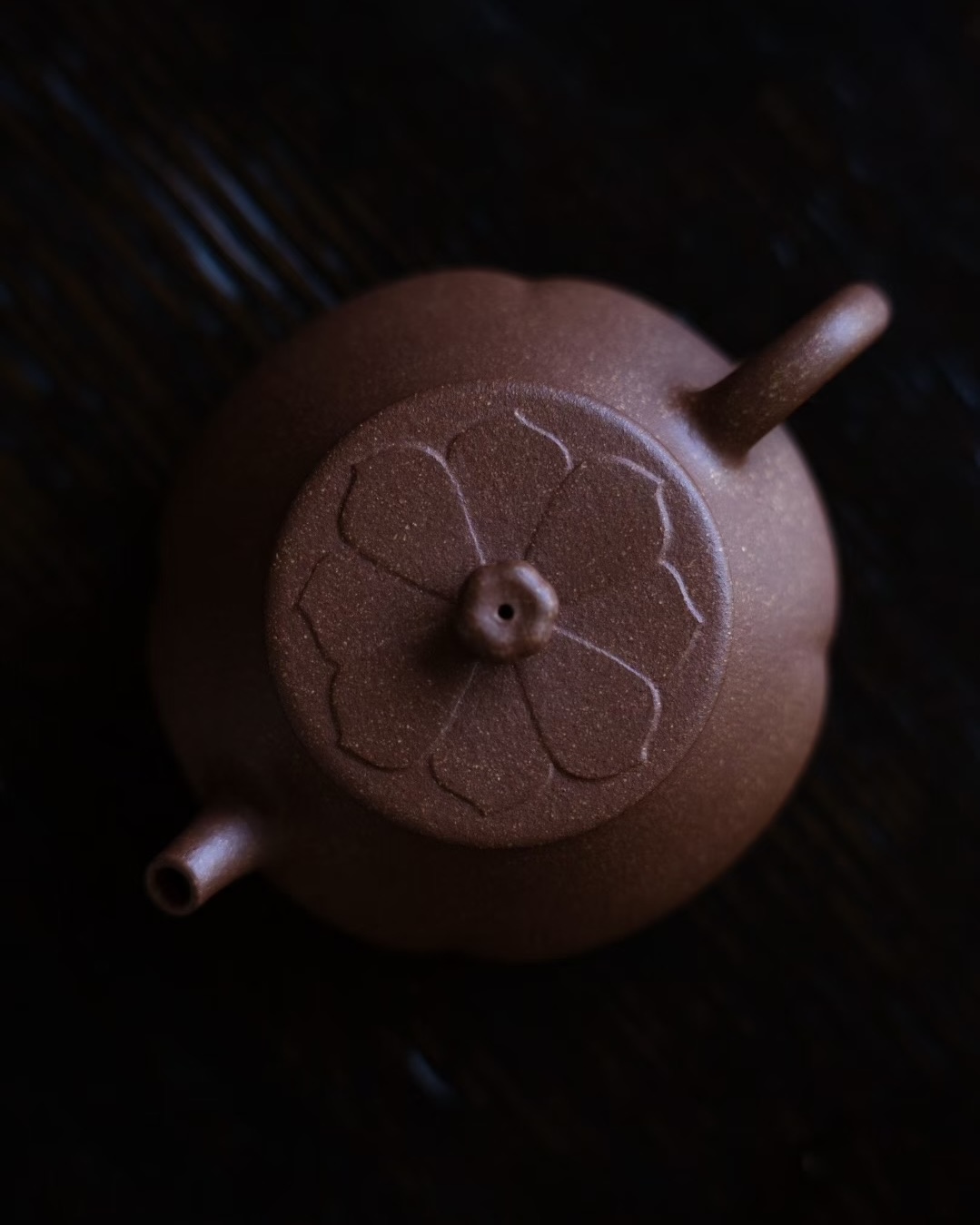 Half Handmade Jiang Po Ni Lotus Shi Piao 130ml Yixing Teapot - China ...