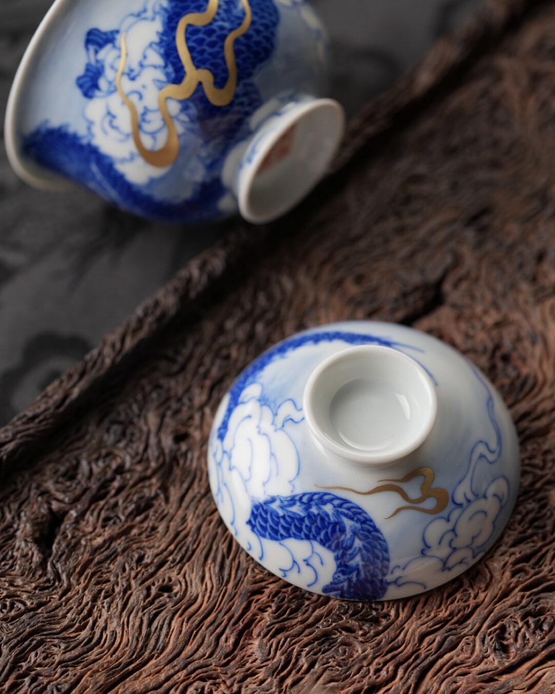 Hand-painted Qinghua Gold Painting Ceramic Flying Dragon 110ml Gaiwan ...