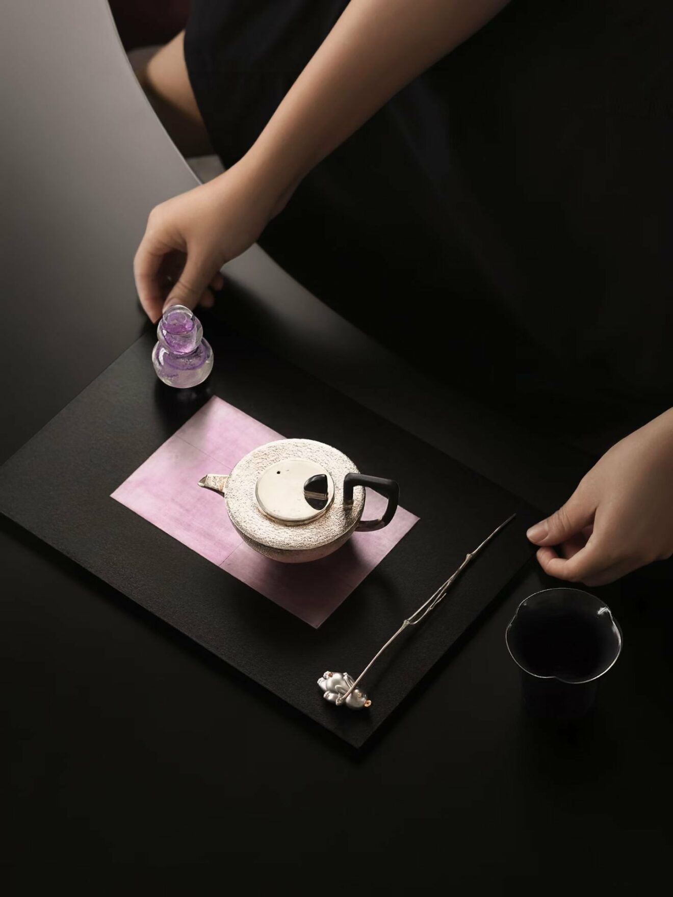 Handmade Traditional Lacquer Wood Purple Rain Tea Tray - China Tea Spirit